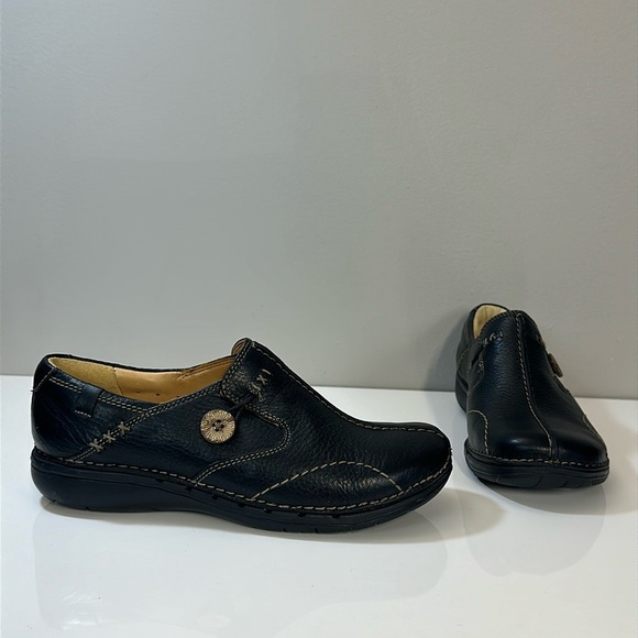 Clarks | Shoes | Clarks Un Loop Unstructured Slip On Shoes Size 6 W ...